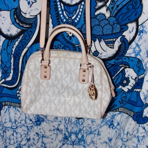 Michael Kors | Bags | Mk Print Mk Multiway Purse | Poshmark